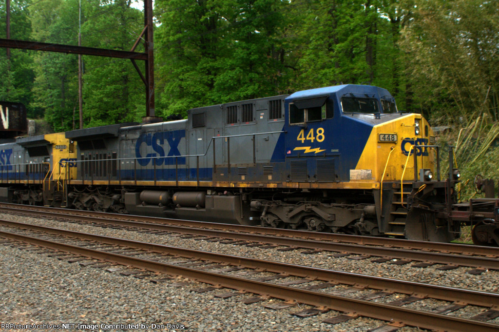 CSX AC44CW 448 trails on Q032-13